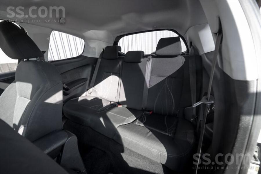 Melns Peugeot 208 2013 Talsi, ar dzinēja tilpumu 1.20 L un nobraukumu 180 tūkst. km par 2590 €, foto 11 vietnē AUTOMOTO.COM.LV