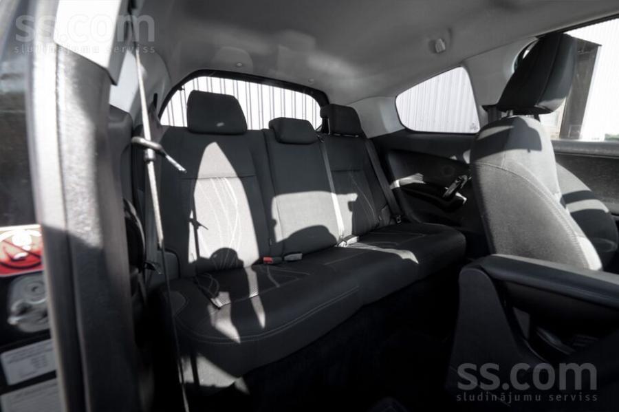 Melns Peugeot 208 2013 Talsi, ar dzinēja tilpumu 1.20 L un nobraukumu 180 tūkst. km par 2590 €, foto 12 vietnē AUTOMOTO.COM.LV