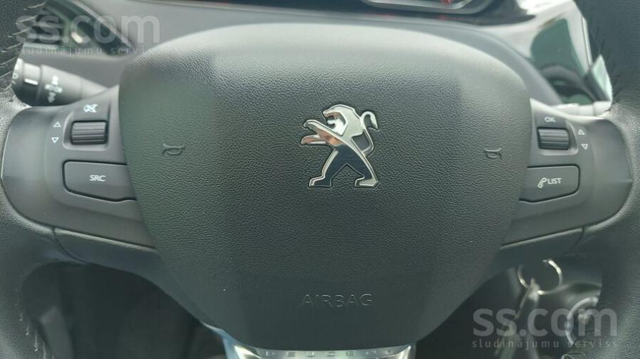 Melns Peugeot 208 2013 Daugavpils, ar dzinēja tilpumu 1.20 L un nobraukumu 0 tūkst. km par 4500 €, foto 20 vietnē AUTOMOTO.COM.LV