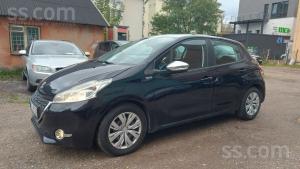 Black Peugeot 208 2013 in Daugavpils, with an engine capacity of 1.20 L and mileage of 0 thousand km for 4500 €, photo 13 on AUTOMOTO.COM.LV