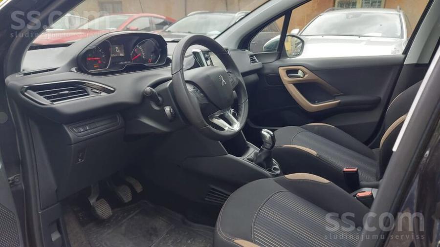 Black Peugeot 208 2013 in Daugavpils, with an engine capacity of 1.20 L and mileage of 0 thousand km for 4500 €, photo 14 on AUTOMOTO.COM.LV