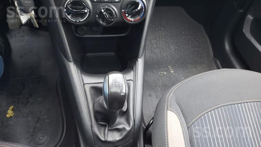 Black Peugeot 208 2013 in Daugavpils, with an engine capacity of 1.20 L and mileage of 0 thousand km for 4500 €, photo 24 on AUTOMOTO.COM.LV