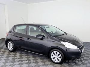 Black Peugeot 208 2014 in Tallinn, with an engine capacity of 1.60 L and mileage of 136 thousand km for 3799 €, photo  on AUTOMOTO.COM.LV