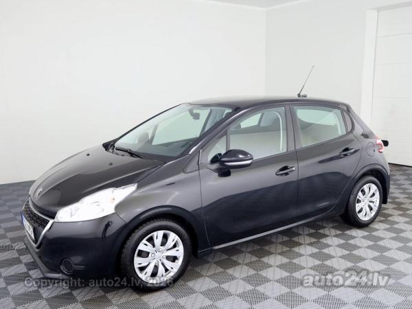 Melns Peugeot 208 2014 Tallina, ar dzinēja tilpumu 1.60 L un nobraukumu 136 tūkst. km par 3799 €, foto 2 vietnē AUTOMOTO.COM.LV