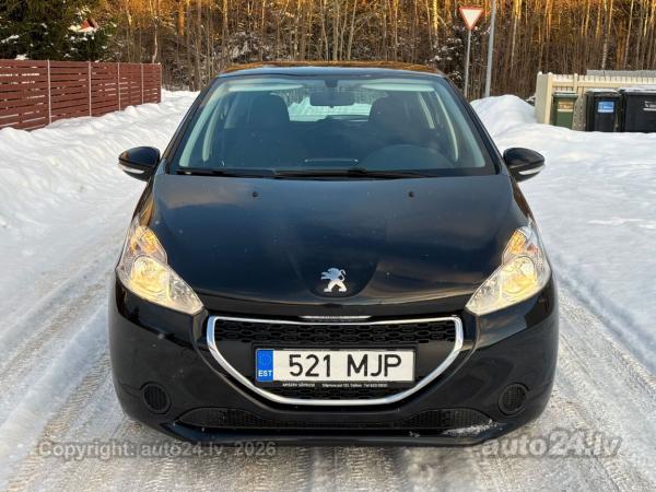 Black Peugeot 208 2014 in Tallinn, with an engine capacity of 1.60 L and mileage of 137 thousand km for 4890 €, photo 6 on AUTOMOTO.COM.LV