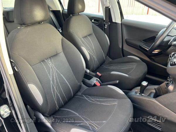 Black Peugeot 208 2014 in Tallinn, with an engine capacity of 1.60 L and mileage of 137 thousand km for 4890 €, photo 9 on AUTOMOTO.COM.LV