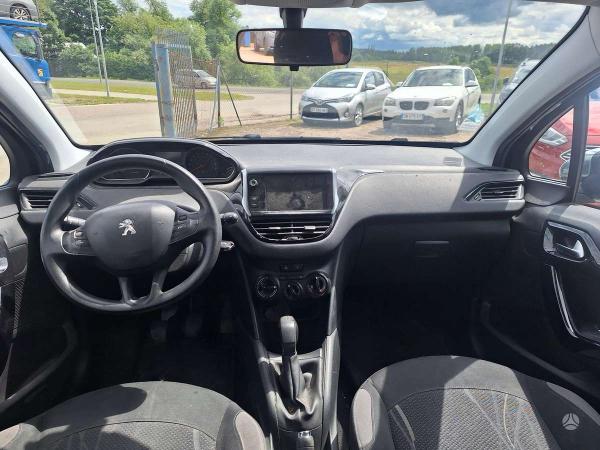 Black Peugeot 208 2014 in Taurage, with an engine capacity of 1.20 L and mileage of 172 thousand km for 3300 €, photo 9 on AUTOMOTO.COM.LV