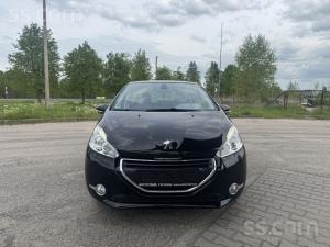 Melns Peugeot 208 2014 Ogre, ar dzinēja tilpumu 1.60 L un nobraukumu 144 tūkst. km par 5299 €, foto 3 vietnē AUTOMOTO.COM.LV