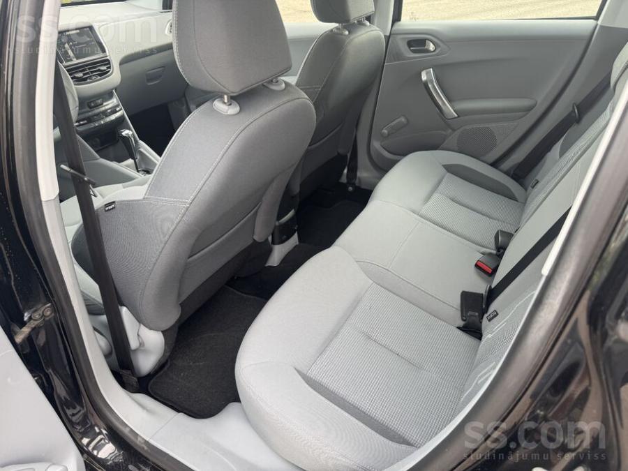 Melns Peugeot 208 2014 Ogre, ar dzinēja tilpumu 1.60 L un nobraukumu 144 tūkst. km par 5299 €, foto 10 vietnē AUTOMOTO.COM.LV