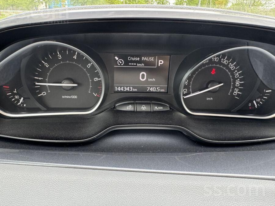 Melns Peugeot 208 2014 Ogre, ar dzinēja tilpumu 1.60 L un nobraukumu 144 tūkst. km par 5299 €, foto 14 vietnē AUTOMOTO.COM.LV