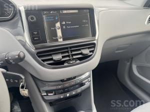 Melns Peugeot 208 2014 Ogre, ar dzinēja tilpumu 1.60 L un nobraukumu 144 tūkst. km par 5299 €, foto 15 vietnē AUTOMOTO.COM.LV