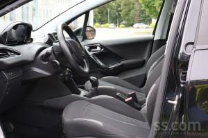 Black Peugeot 208 2014 in Jelgava, with an engine capacity of 1.20 L and mileage of 163 thousand km for 4390 €, photo 10 on AUTOMOTO.COM.LV