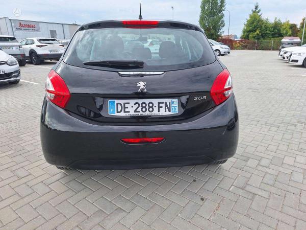 Black Peugeot 208 2014 in Taurage, with an engine capacity of 1.20 L and mileage of 172 thousand km for 3500 €, photo 7 on AUTOMOTO.COM.LV