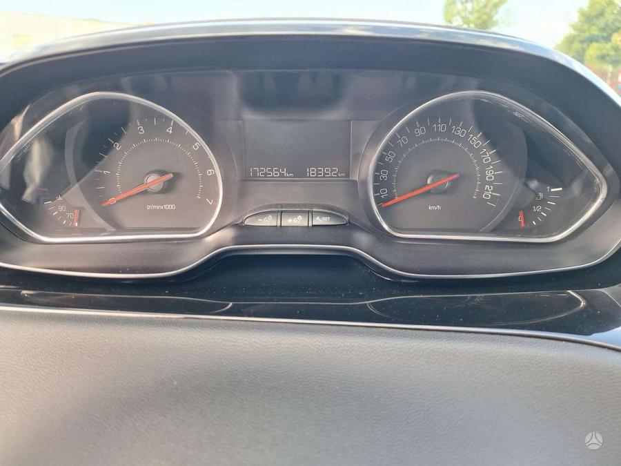 Black Peugeot 208 2014 in Taurage, with an engine capacity of 1.20 L and mileage of 172 thousand km for 3500 €, photo 11 on AUTOMOTO.COM.LV