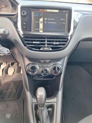 Black Peugeot 208 2014 in Taurage, with an engine capacity of 1.20 L and mileage of 172 thousand km for 3500 €, photo 12 on AUTOMOTO.COM.LV