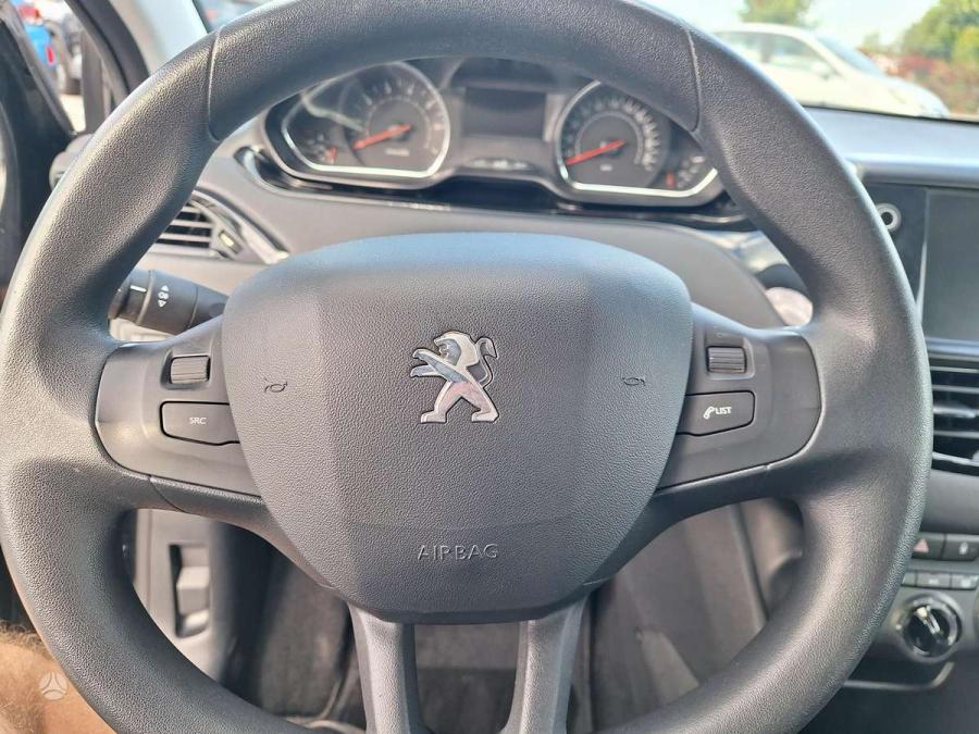Black Peugeot 208 2014 in Taurage, with an engine capacity of 1.20 L and mileage of 172 thousand km for 3500 €, photo 13 on AUTOMOTO.COM.LV