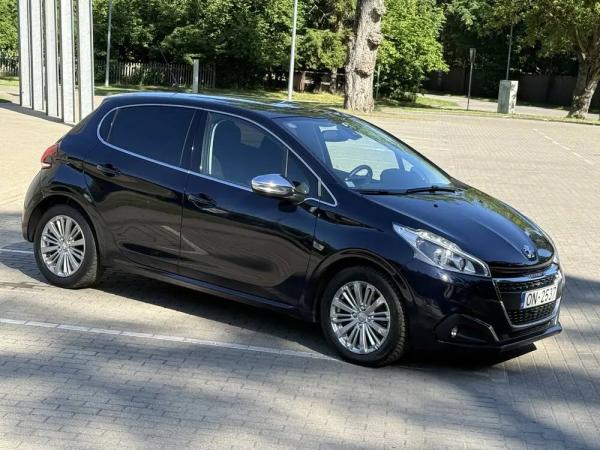 Черный Пежо 208 2015 в Юрмала, объемом двигателя 1.20 л и пробегом 118 тыс. км за 6550 €, фото 8 на AUTOMOTO.COM.LV