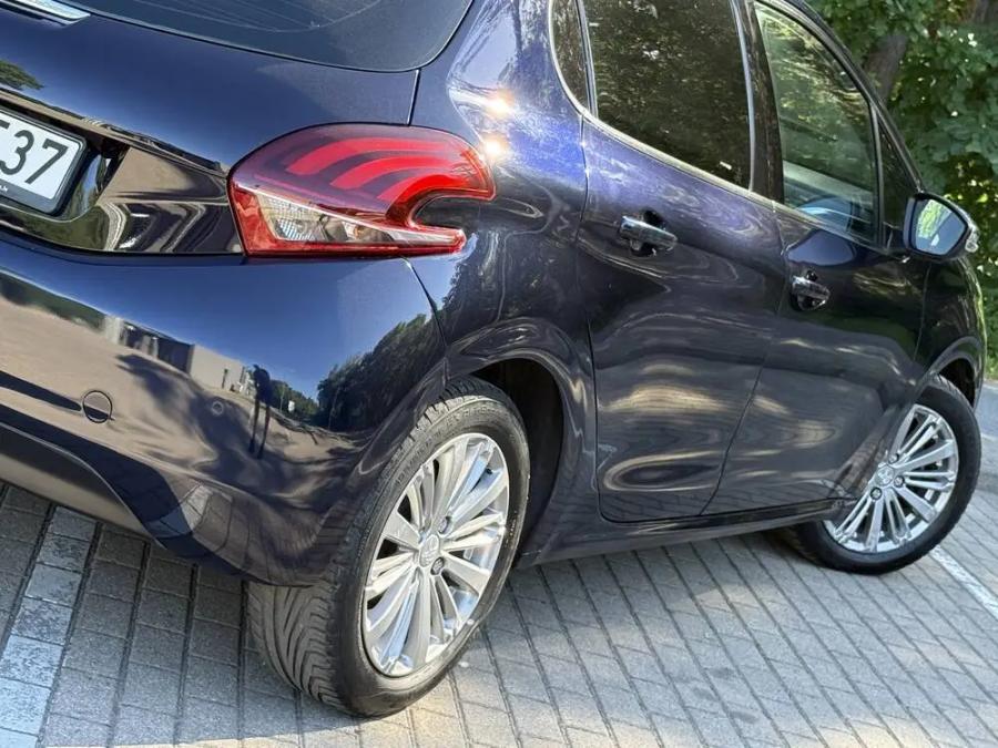 Melns Peugeot 208 2015 Jūrmala, ar dzinēja tilpumu 1.20 L un nobraukumu 118 tūkst. km par 6550 €, foto 16 vietnē AUTOMOTO.COM.LV
