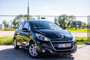 Melns Peugeot 208 2016 Rīga, ar dzinēja tilpumu 1.20 L un nobraukumu 84 tūkst. km par 5790 €, foto 2 vietnē AUTOMOTO.COM.LV