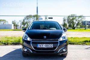Melns Peugeot 208 2016 Rīga, ar dzinēja tilpumu 1.20 L un nobraukumu 84 tūkst. km par 5790 €, foto 3 vietnē AUTOMOTO.COM.LV