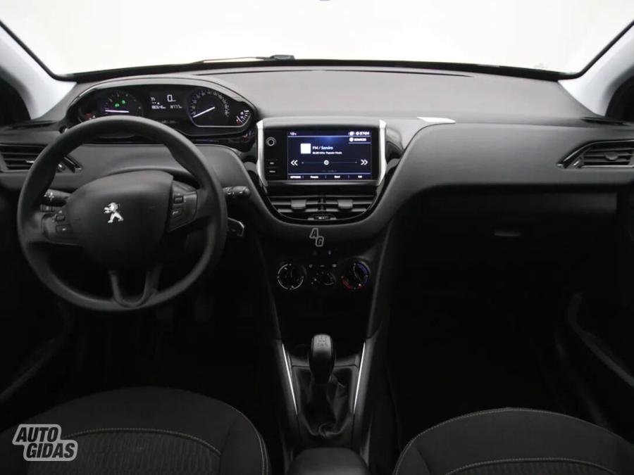 Black Peugeot 208 2017 in Vilnius, with an engine capacity of 1.20 L and mileage of 181 thousand km for 5799 €, photo 2 on AUTOMOTO.COM.LV