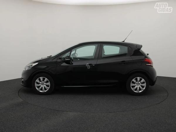 Black Peugeot 208 2017 in Vilnius, with an engine capacity of 1.20 L and mileage of 181 thousand km for 5799 €, photo 6 on AUTOMOTO.COM.LV