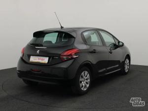 Black Peugeot 208 2017 in Vilnius, with an engine capacity of 1.20 L and mileage of 181 thousand km for 5799 €, photo 8 on AUTOMOTO.COM.LV