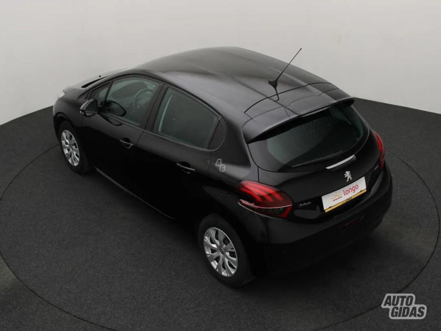 Black Peugeot 208 2017 in Vilnius, with an engine capacity of 1.20 L and mileage of 181 thousand km for 5799 €, photo 12 on AUTOMOTO.COM.LV