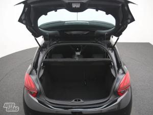 Black Peugeot 208 2017 in Vilnius, with an engine capacity of 1.20 L and mileage of 181 thousand km for 5799 €, photo 31 on AUTOMOTO.COM.LV