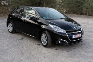 Black Peugeot 208 2017 in Ignalina, with an engine capacity of 1.20 L and mileage of 155 thousand km for 4200 €, photo 8 on AUTOMOTO.COM.LV