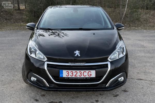 Black Peugeot 208 2017 in Ignalina, with an engine capacity of 1.20 L and mileage of 155 thousand km for 4200 €, photo 8 on AUTOMOTO.COM.LV