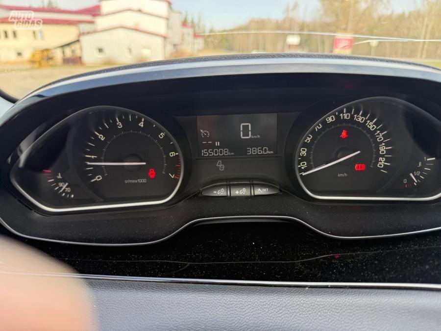 Black Peugeot 208 2017 in Ignalina, with an engine capacity of 1.20 L and mileage of 155 thousand km for 4200 €, photo 10 on AUTOMOTO.COM.LV