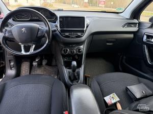 Black Peugeot 208 2017 in Ignalina, with an engine capacity of 1.20 L and mileage of 155 thousand km for 4200 €, photo 11 on AUTOMOTO.COM.LV