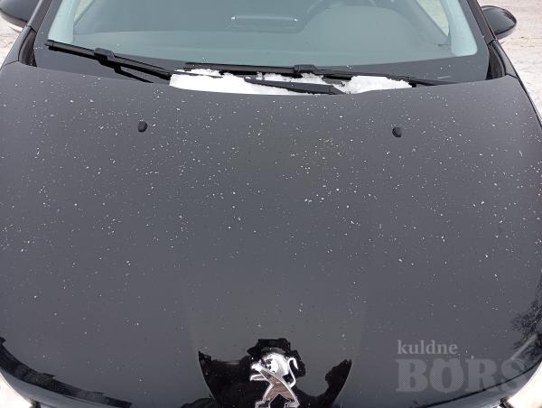 Black Peugeot 208 2017 in Tartu, with an engine capacity of 1.20 L and mileage of 129 thousand km for 4490 €, photo 10 on AUTOMOTO.COM.LV
