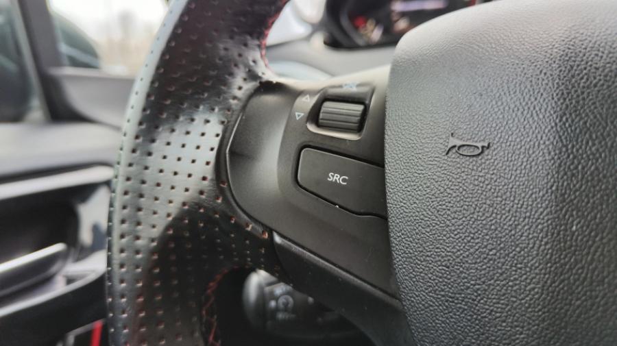 Melns Peugeot 208 2017 Rīga, ar dzinēja tilpumu 1.20 L un nobraukumu 142 tūkst. km par 6990 €, foto 34 vietnē AUTOMOTO.COM.LV