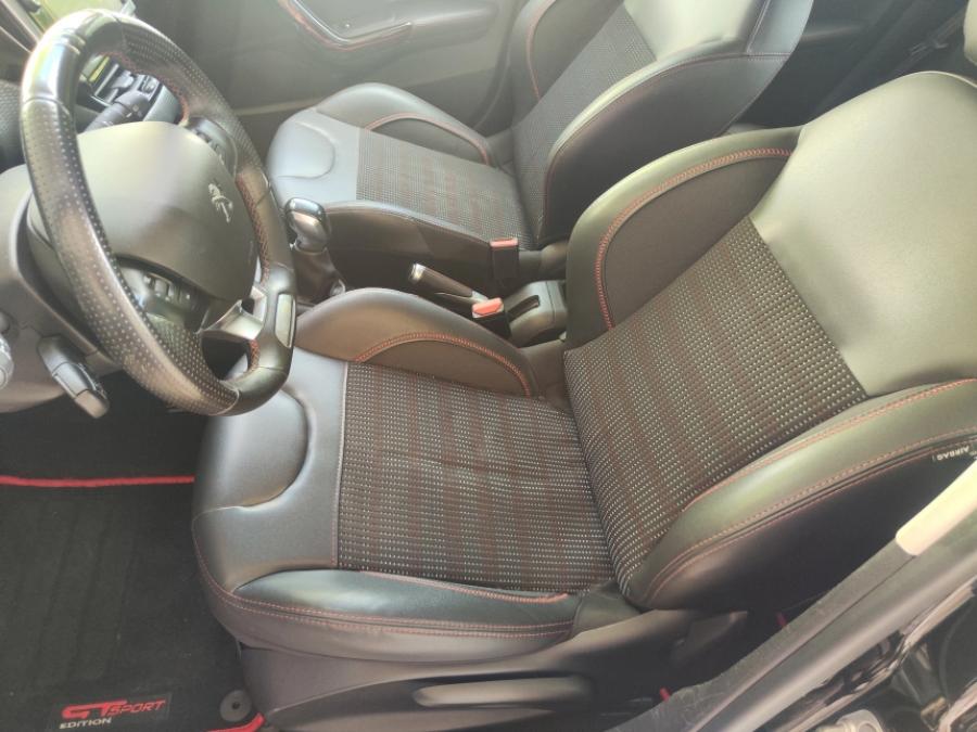 Melns Peugeot 208 2017 Rīga, ar dzinēja tilpumu 1.20 L un nobraukumu 142 tūkst. km par 6990 €, foto 40 vietnē AUTOMOTO.COM.LV
