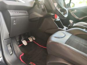 Melns Peugeot 208 2017 Rīga, ar dzinēja tilpumu 1.20 L un nobraukumu 142 tūkst. km par 6990 €, foto 42 vietnē AUTOMOTO.COM.LV