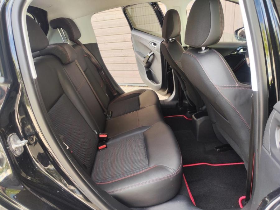 Melns Peugeot 208 2017 Rīga, ar dzinēja tilpumu 1.20 L un nobraukumu 142 tūkst. km par 6990 €, foto 48 vietnē AUTOMOTO.COM.LV