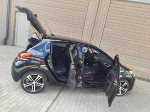 Melns Peugeot 208 2017 Rīga, ar dzinēja tilpumu 1.20 L un nobraukumu 142 tūkst. km par 6990 €, foto 51 vietnē AUTOMOTO.COM.LV