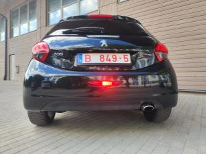 Melns Peugeot 208 2017 Rīga, ar dzinēja tilpumu 1.20 L un nobraukumu 142 tūkst. km par 6990 €, foto 56 vietnē AUTOMOTO.COM.LV