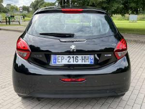 Black Peugeot 208 2017 in Taurage, with an engine capacity of 1.20 L and mileage of 130 thousand km for 4450 €, photo 7 on AUTOMOTO.COM.LV