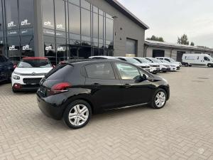 Black Peugeot 208 2017 in Taurage, with an engine capacity of 1.20 L and mileage of 91 thousand km for 3900 €, photo 6 on AUTOMOTO.COM.LV