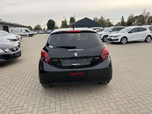 Melns Peugeot 208 2017 Tauragė, ar dzinēja tilpumu 1.20 L un nobraukumu 91 tūkst. km par 3900 €, foto 10 vietnē AUTOMOTO.COM.LV