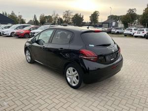 Black Peugeot 208 2017 in Taurage, with an engine capacity of 1.20 L and mileage of 91 thousand km for 3900 €, photo 11 on AUTOMOTO.COM.LV