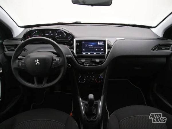 Melns Peugeot 208 2018 Viļņa, ar dzinēja tilpumu 1.20 L un nobraukumu 168 tūkst. km par 5599 €, foto 2 vietnē AUTOMOTO.COM.LV
