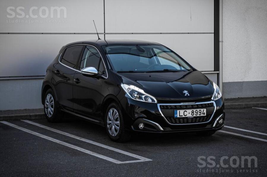 Melns Peugeot 208 2018 Rīga, ar dzinēja tilpumu 1.60 L un nobraukumu 86 tūkst. km par 7500 €, foto 4 vietnē AUTOMOTO.COM.LV