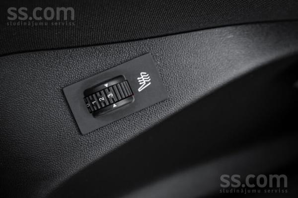 Black Peugeot 208 2018 in Riga, with an engine capacity of 1.60 L and mileage of 86 thousand km for 7500 €, photo 9 on AUTOMOTO.COM.LV