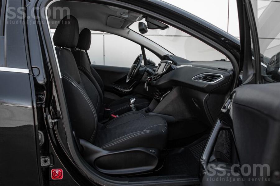 Melns Peugeot 208 2018 Rīga, ar dzinēja tilpumu 1.60 L un nobraukumu 86 tūkst. km par 7500 €, foto 11 vietnē AUTOMOTO.COM.LV