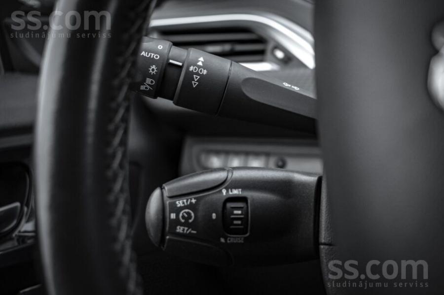 Melns Peugeot 208 2018 Rīga, ar dzinēja tilpumu 1.60 L un nobraukumu 86 tūkst. km par 7500 €, foto 15 vietnē AUTOMOTO.COM.LV