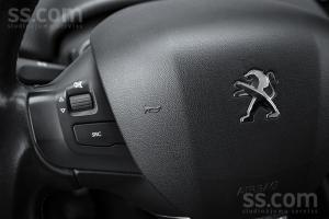 Melns Peugeot 208 2018 Rīga, ar dzinēja tilpumu 1.60 L un nobraukumu 86 tūkst. km par 7500 €, foto 16 vietnē AUTOMOTO.COM.LV